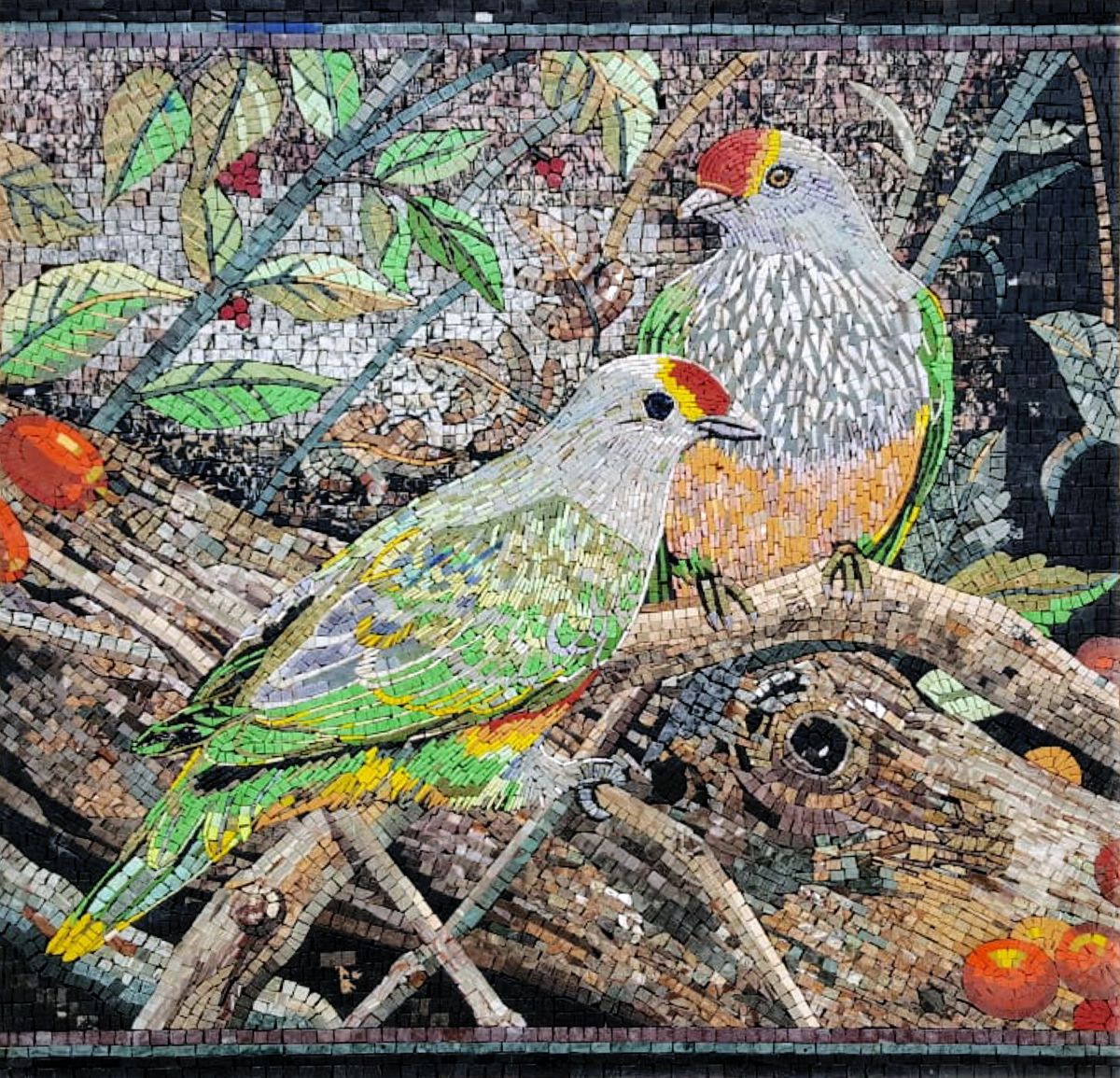 Red-Spotted Birds Mosaic - Mosaic Natural